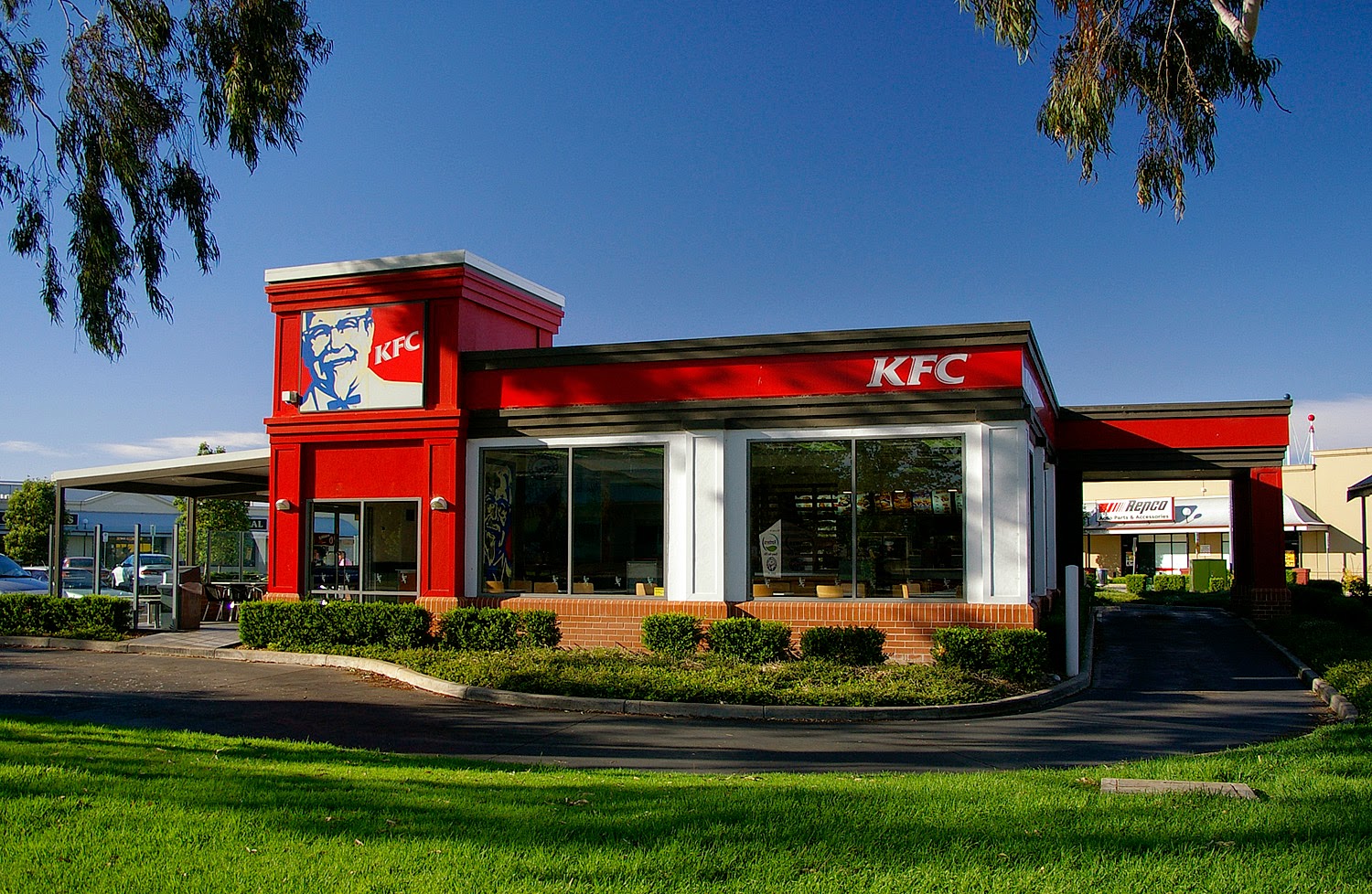 KFC Franchise Review (2025 Update) - Damian Martinez | Digital Business ...